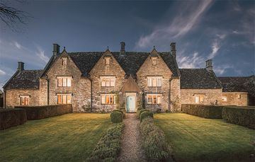 A stunning Cotswold estate with a historically significant 13th century ...