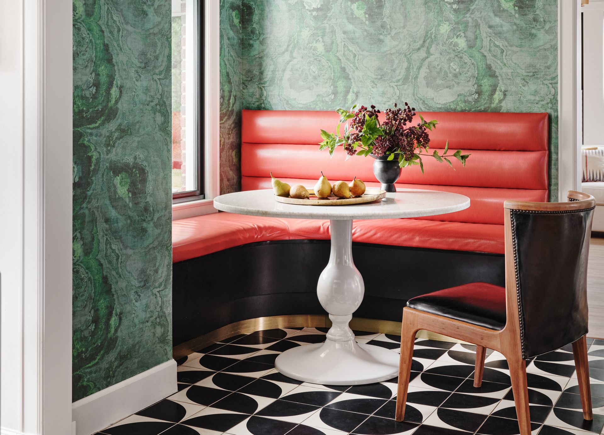 10 banquette seating ideas that'll convince you on built-ins | Livingetc