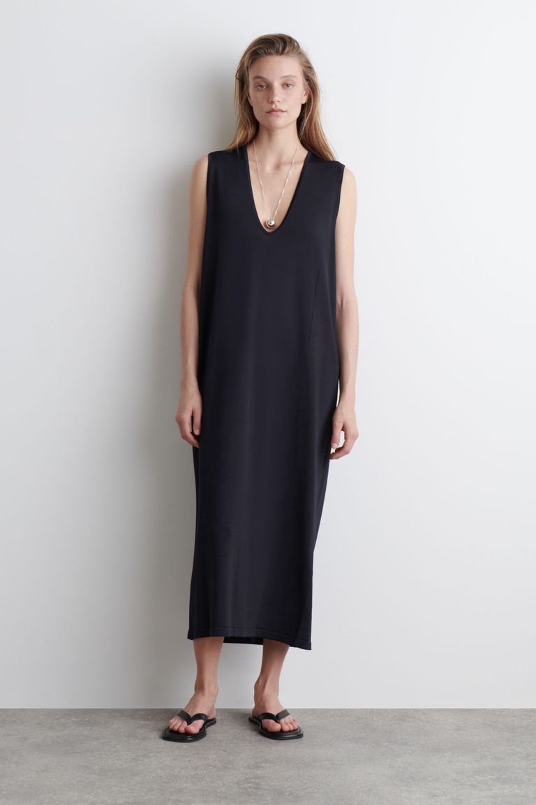 Here's What to Buy From The Row, COS, and Massimo Dutti | Who What Wear