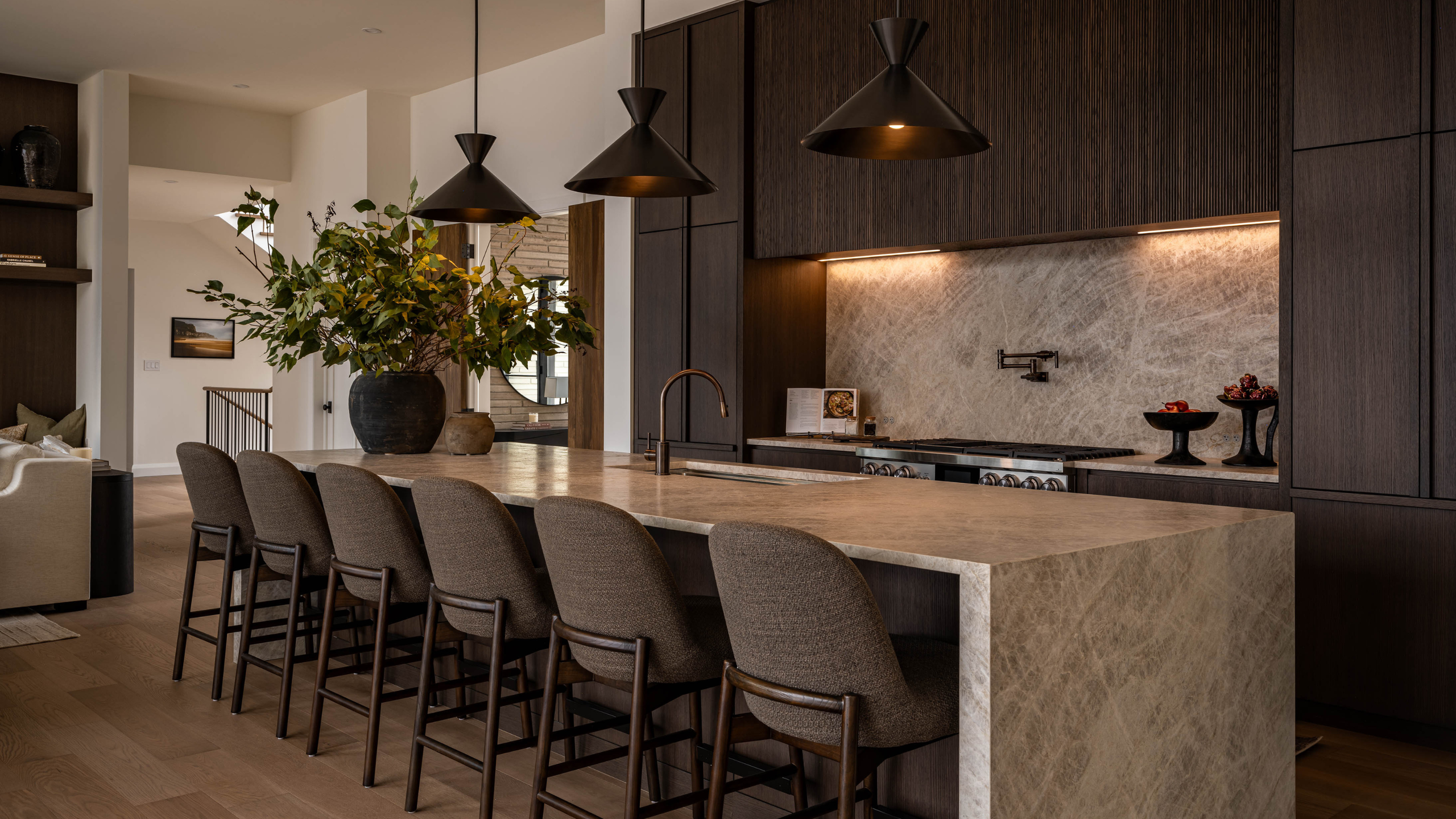 Leathered Countertops —Everything You Need to Know About Them | Livingetc