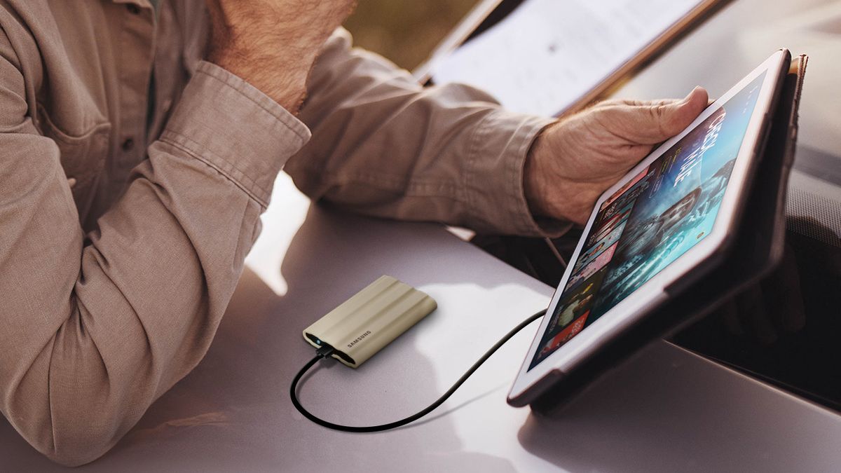 Samsung launches new rugged portable SSD: protects against drops, dust ...