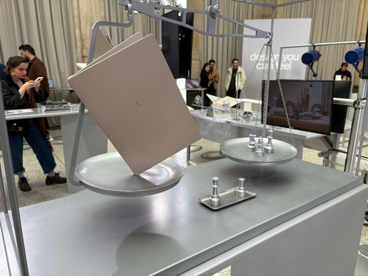 Not a gimmick! I got hands on with ASUS' surprisingly stunning new ...