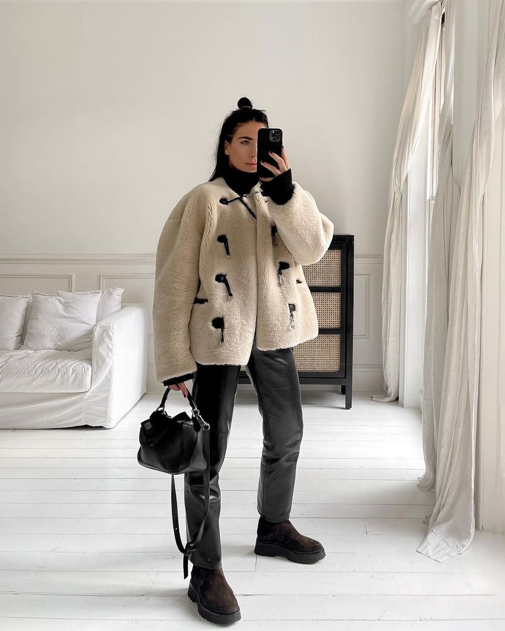 9 Winter Trouser Outfits Anyone Can Copy in 2025 | Who What Wear
