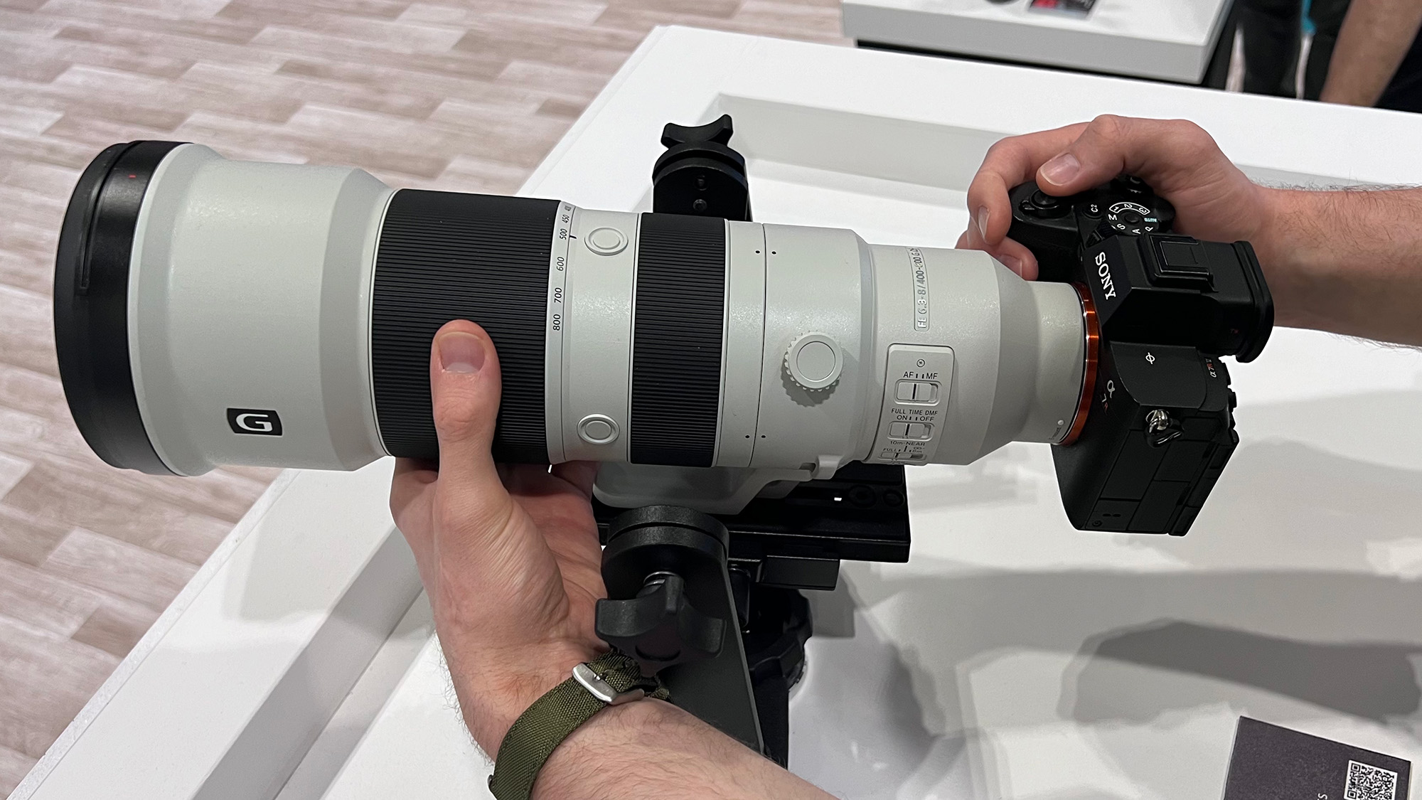 Canon EOS R5 vs R6: What are the differences and which is best for you ...