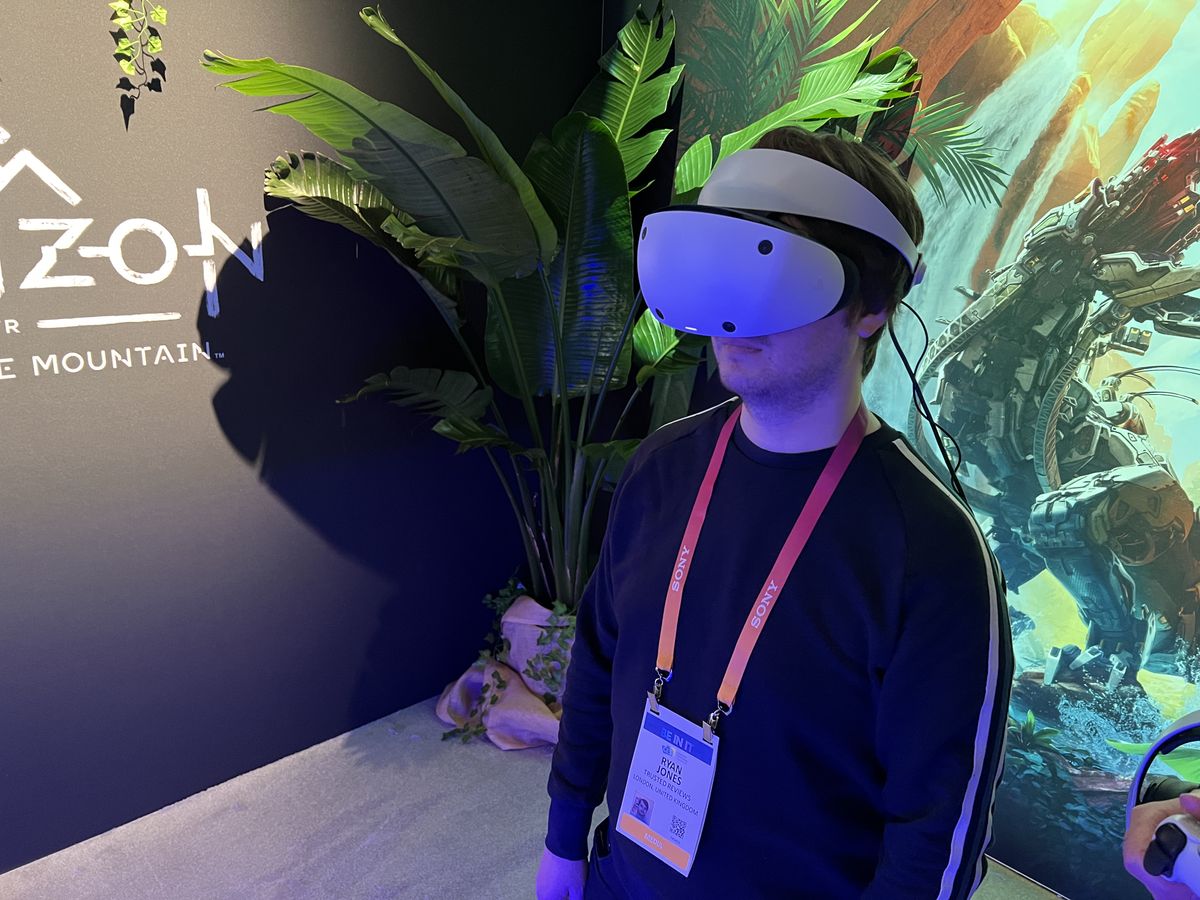 PSVR 2 hands-on: A true generational leap | Laptop Mag