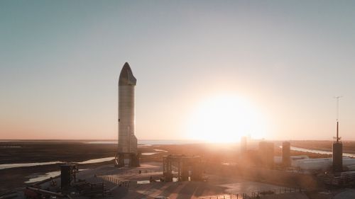 In photos: SpaceX's Starship SN9 prototype soars 10 km, crash-lands in ...