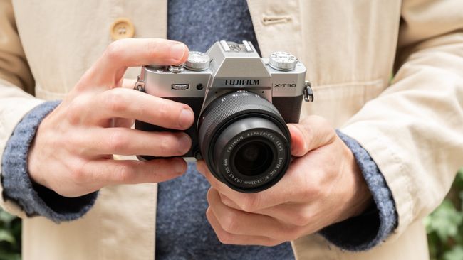 Hands-on Canon RF 45mm f/1.2 STM review: The super-fast glass that's ...