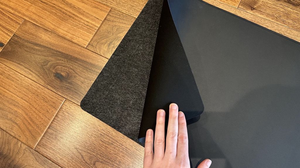 Journey ALTI Wireless Charging Desk Mat review: power and style | iMore