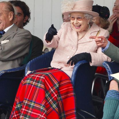 An Ode to Queen Elizabeth's Blankets Through the Years | Marie Claire