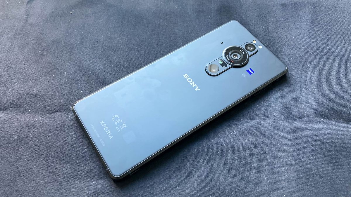 The 1-inch camera sensor is a myth — how phone companies are lying to ...