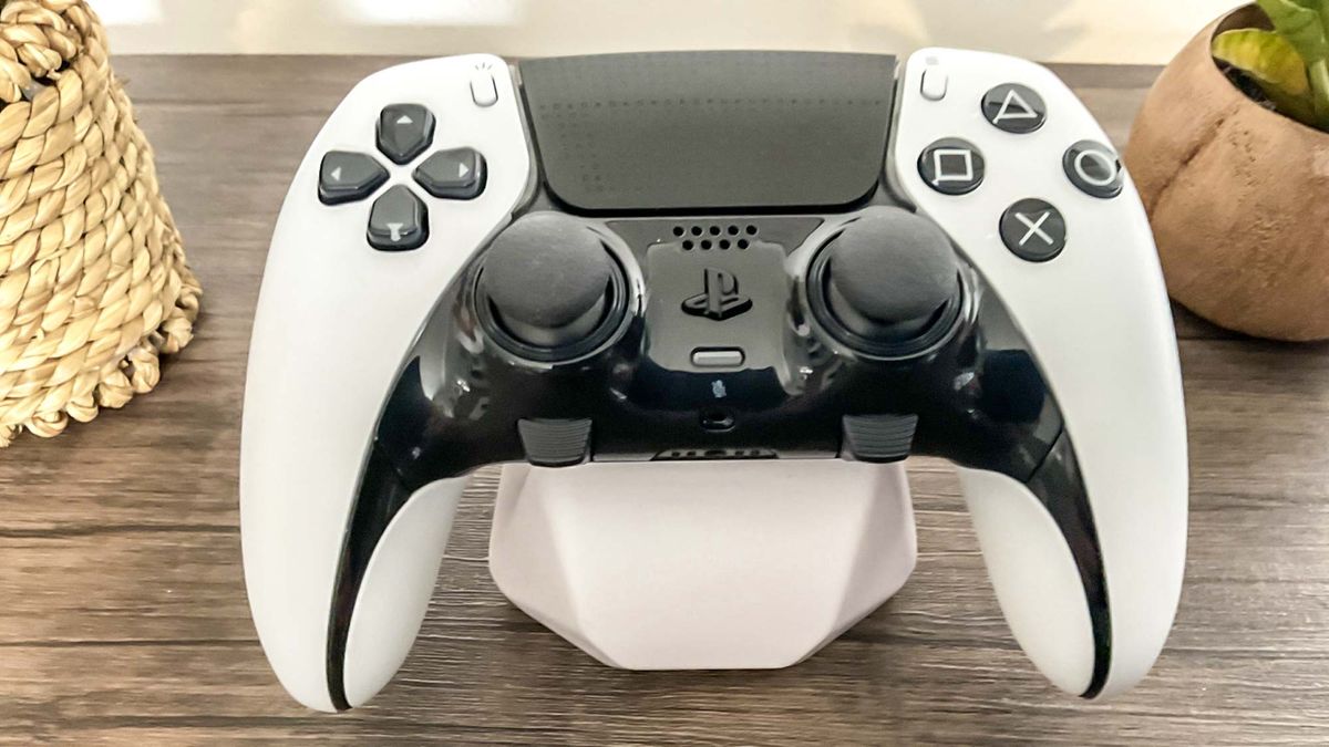 Replace the analog sticks on your DualSense Edge PS5 controller | Tom's Guide