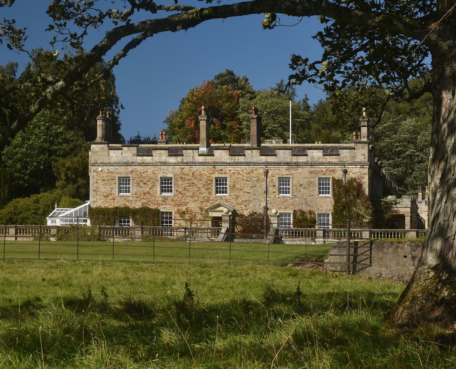 A sprawling and beautiful estate with a magnificent house at its centre ...