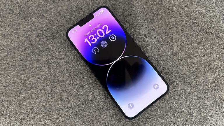 iPhone 14 Plus review: a big-screen iPhone for everyone | T3