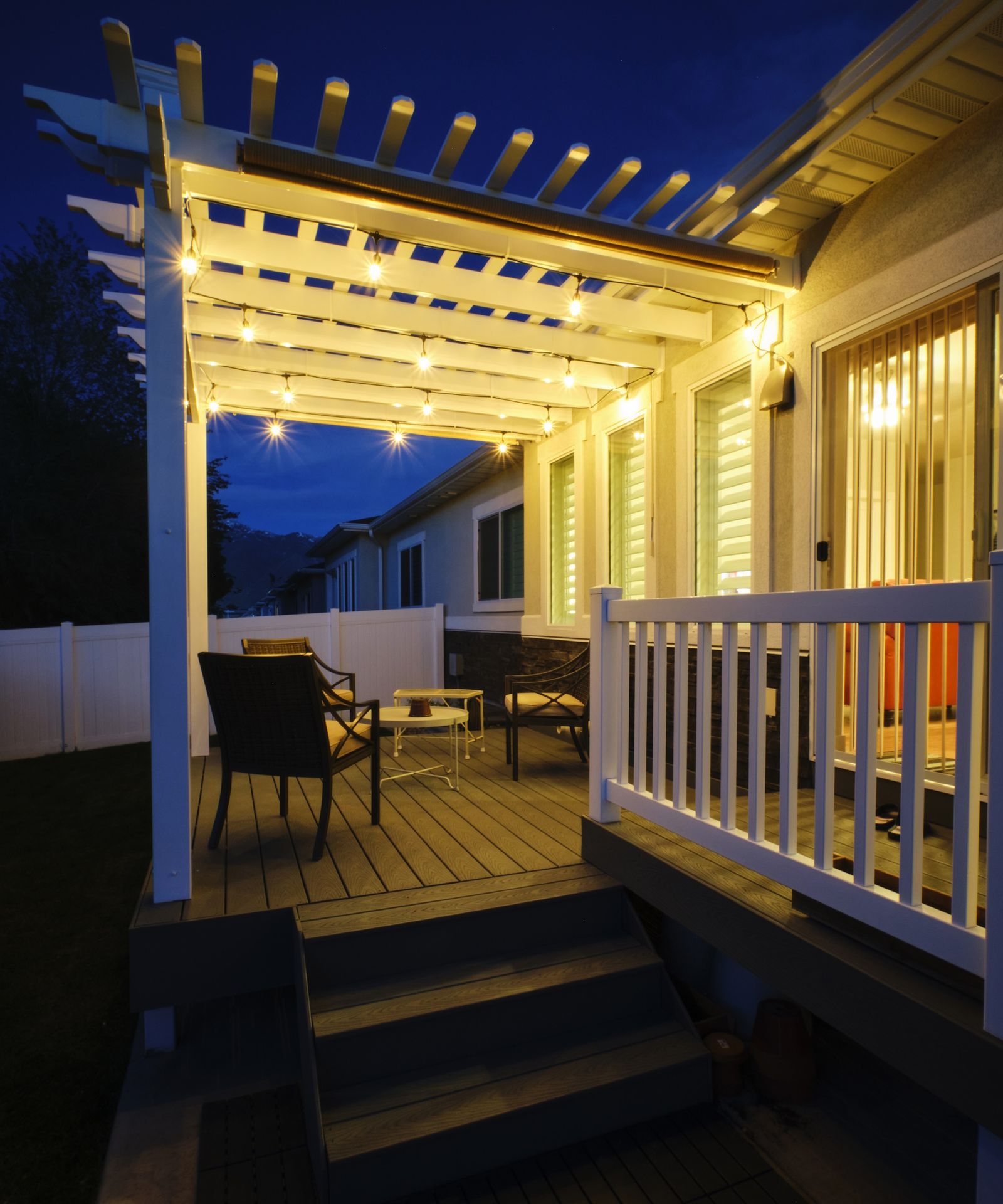 Pergola lighting ideas: 5 ways to brighten your backyard | Homes and ...