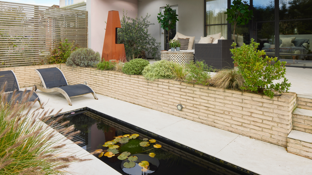 Garden Rills and All You Need to Know About Them | Livingetc