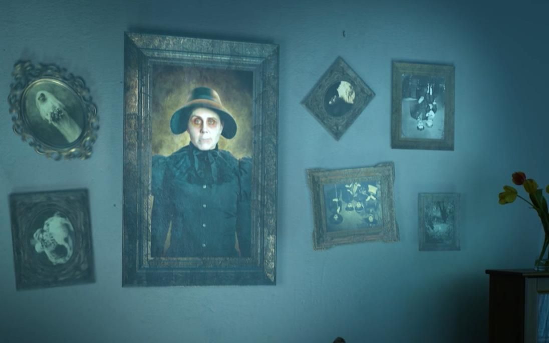 AtmosFX Digital Decoration Kit Plus review: digital decorations for the ...