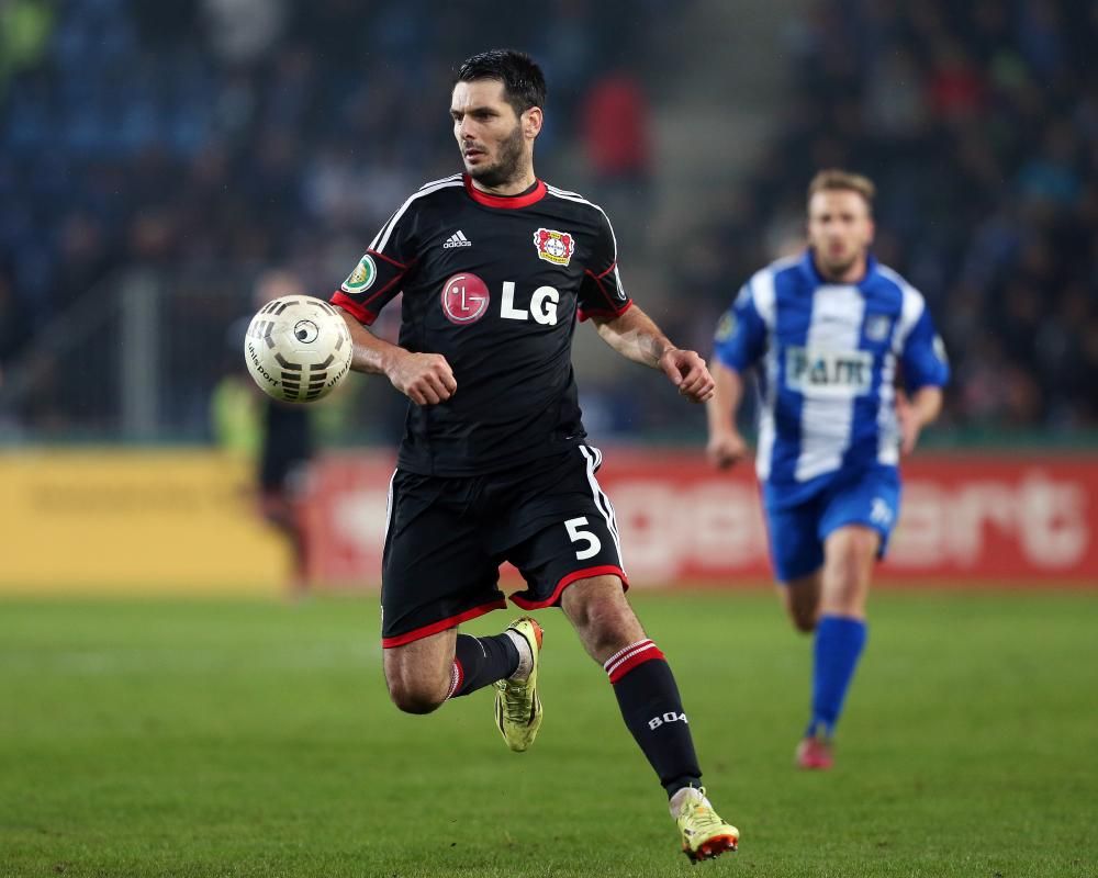 Spahic signs one-year Leverkusen extension | FourFourTwo