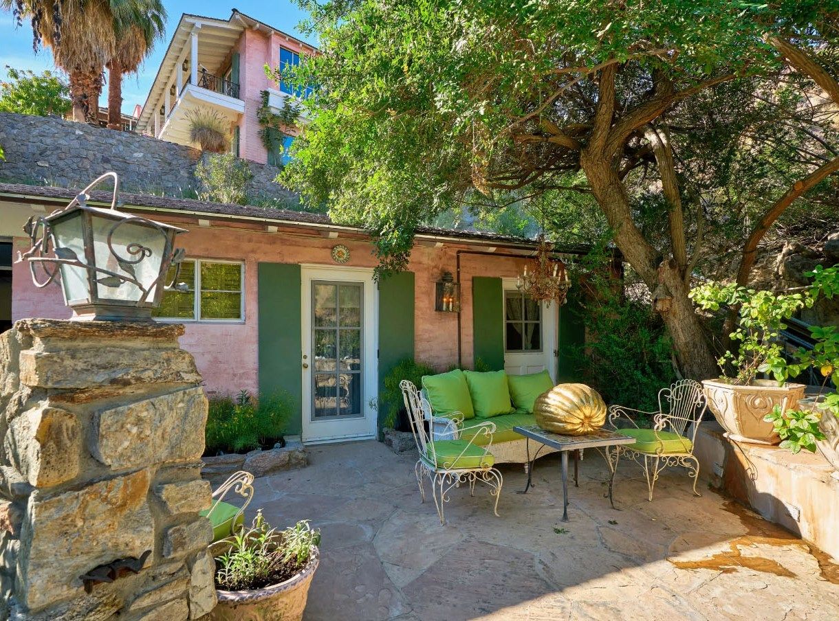 Suzanne Somers' house - tour her Palm Springs compound | Homes and Gardens