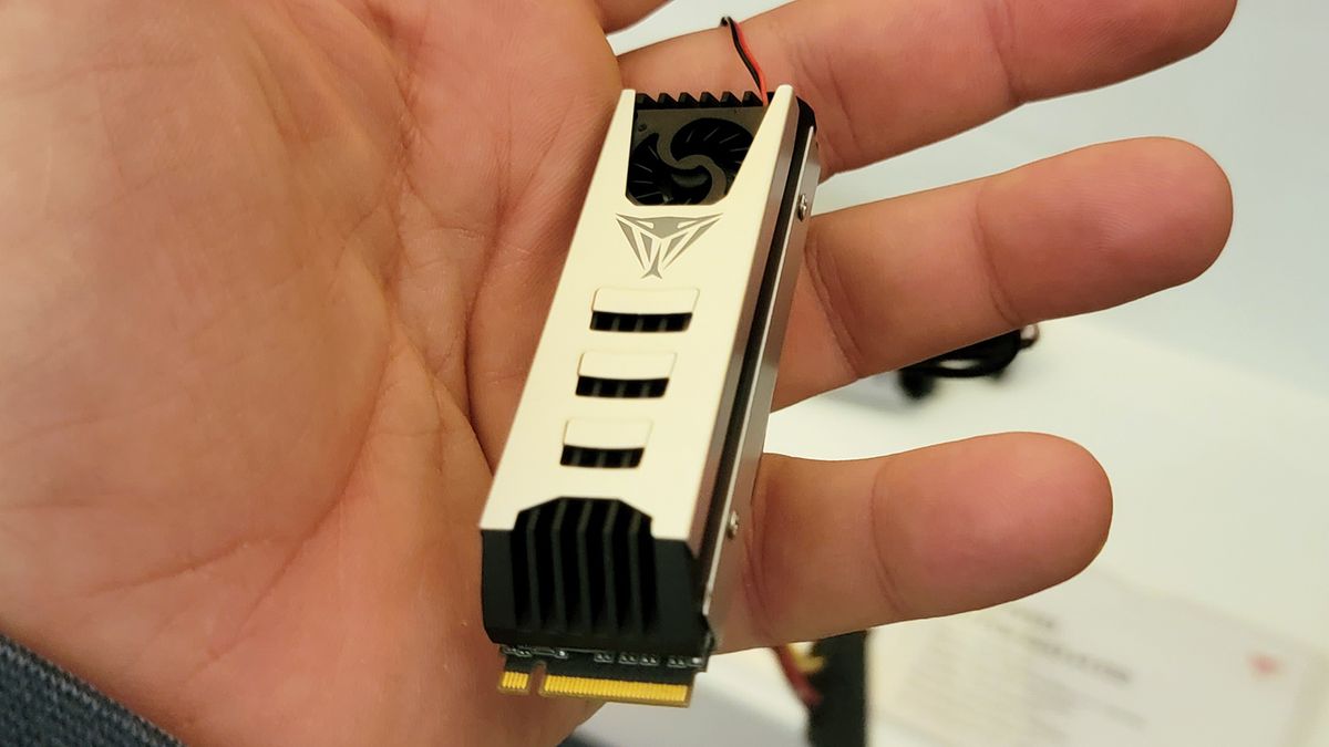 Patriot demos Viper PV573 SSD: up to 14 GB/s with blower fan design ...