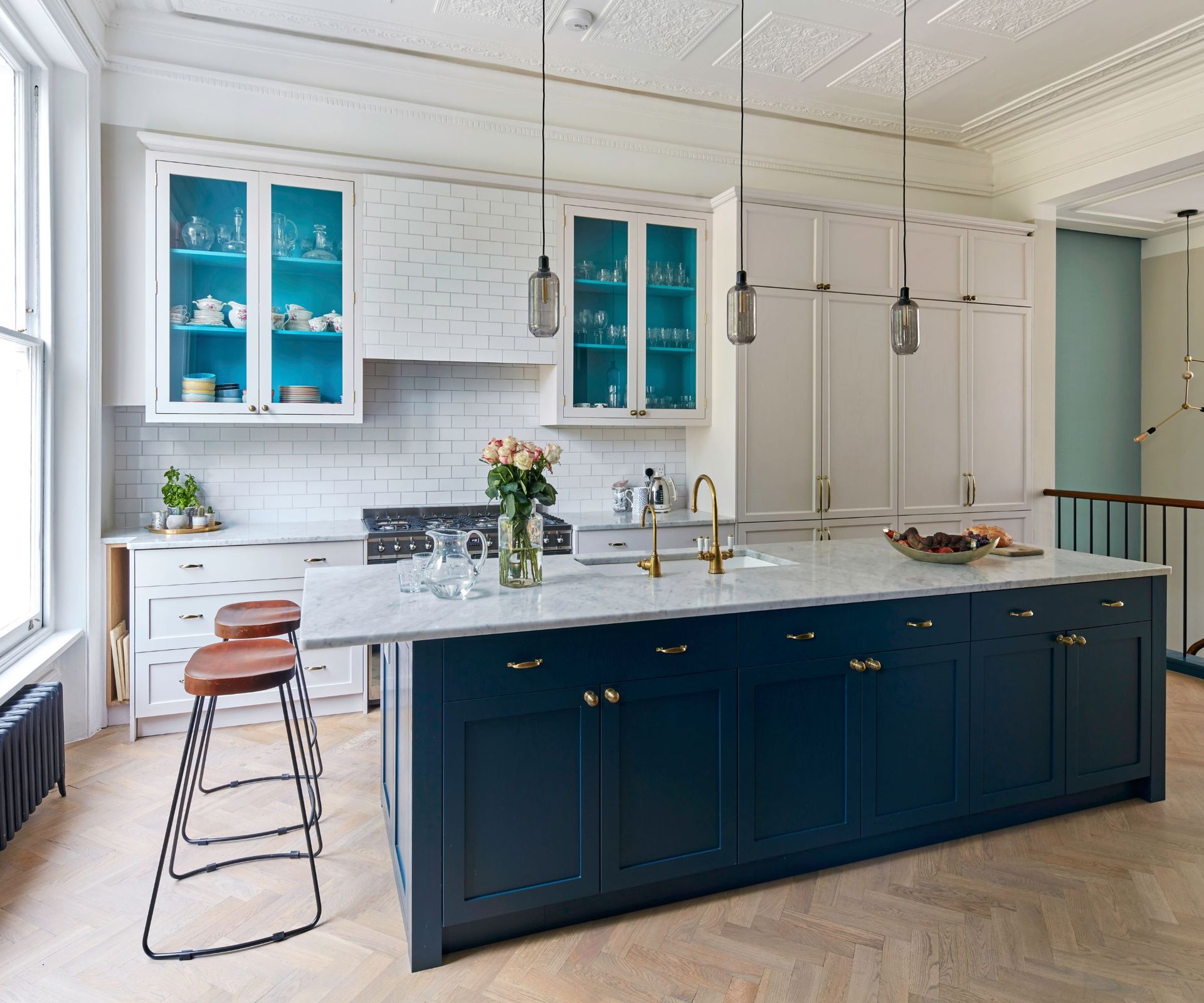 5 white and blue kitchens that prove it's a timeless pairing | Homes ...