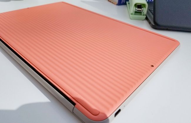 Google Pixelbook Go Hands-on | Laptop Mag