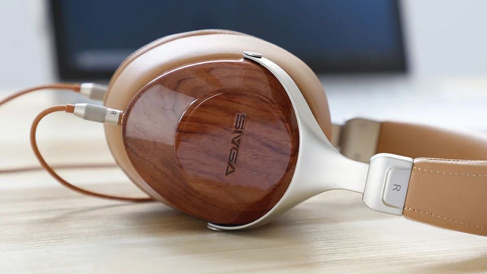 These beautiful wooden headphones deliver classy music at a great price ...