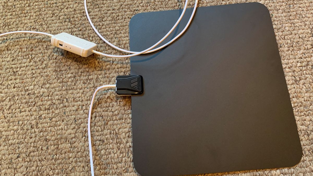 Winegard FlatWave Amped Pro TH-3000 | TechRadar