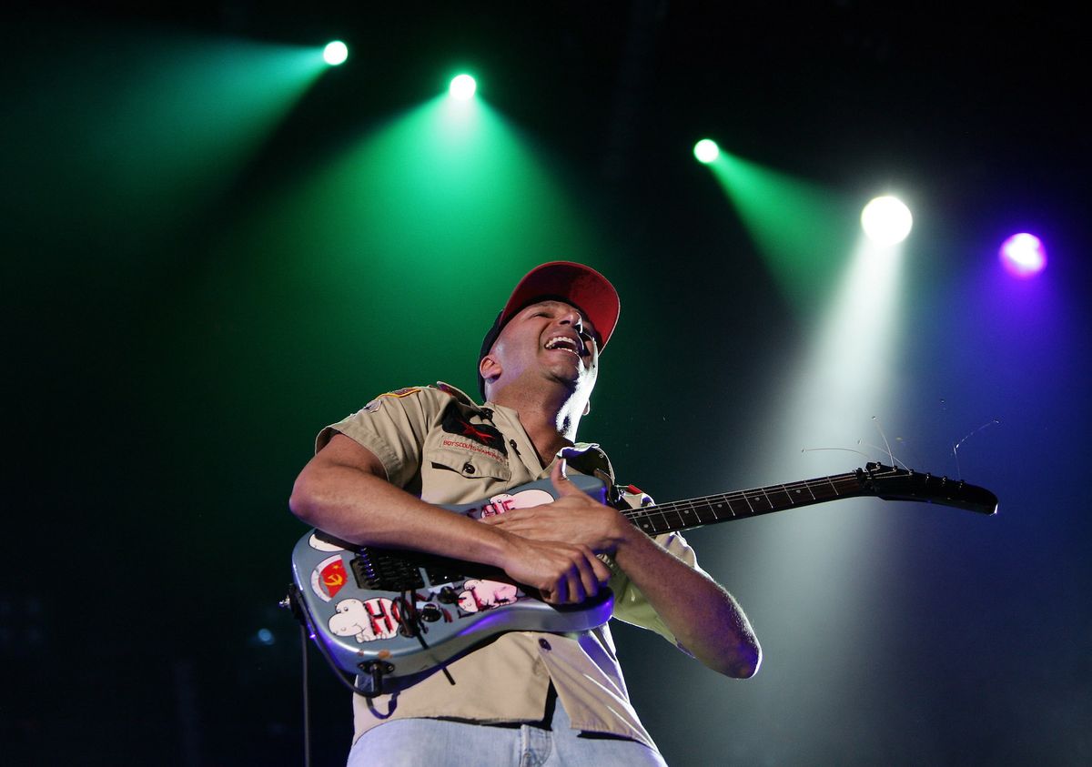 21 guitarists who look scared out of their mind | Louder