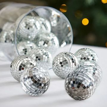 The Christmas disco trend marries groove and tradition | Ideal Home