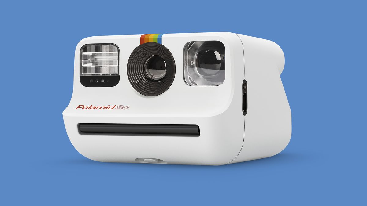 The world's smallest analog instant camera: the Polaroid Go | Digital ...