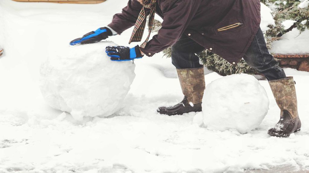 How to build a snowman: 5 tips for success | Tom's Guide
