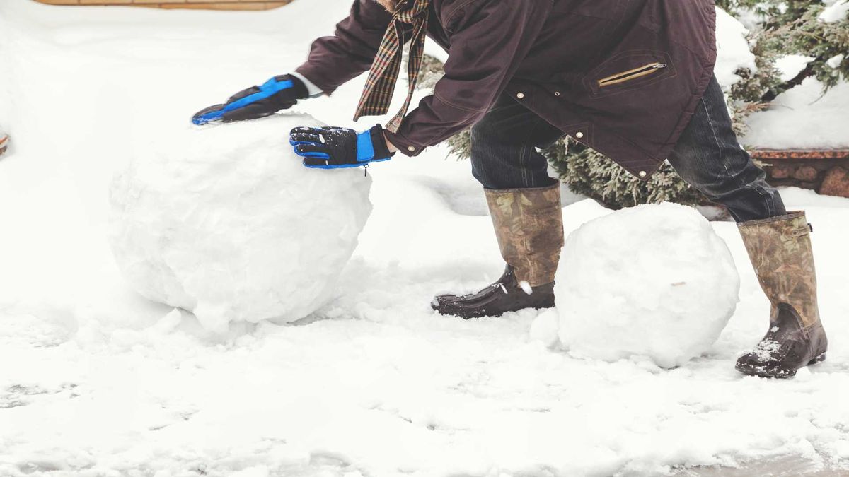 How to build a snowman: 5 tips for success | Tom's Guide