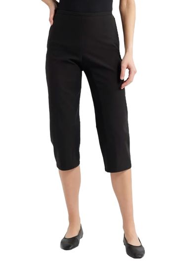 Capri Pants Are Tricky—Here’s How to Style Them Right Now | Marie Claire