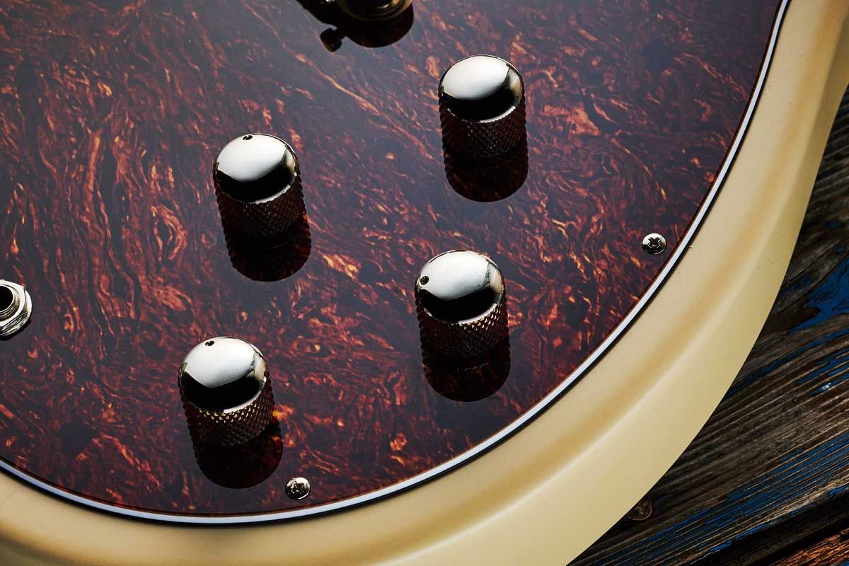 Godin Radiator review | Guitar World