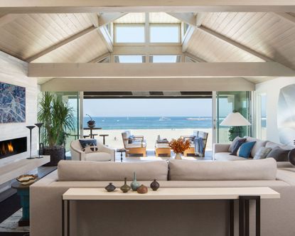 NBA icon Phil Jackson's home is a modern coastal masterpiece | Homes ...