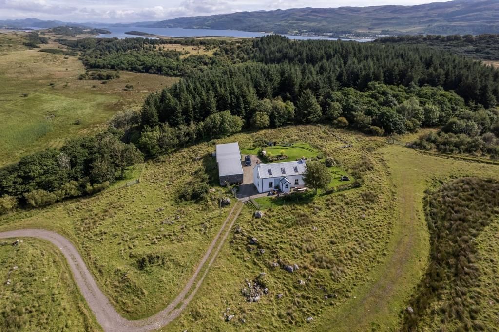 The great estates of Scotland sold last year, from castles and islands ...