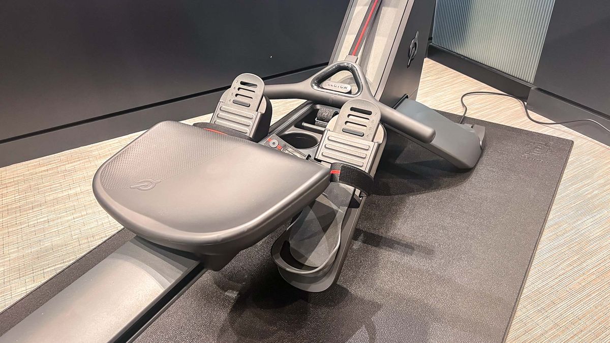 Peloton Row hands-on: What it’s like working out on a $3,200 rowing ...