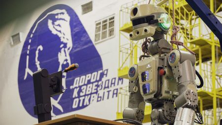 Russia's Skybot F-850 Humanoid Robot for Space in Photos | Space