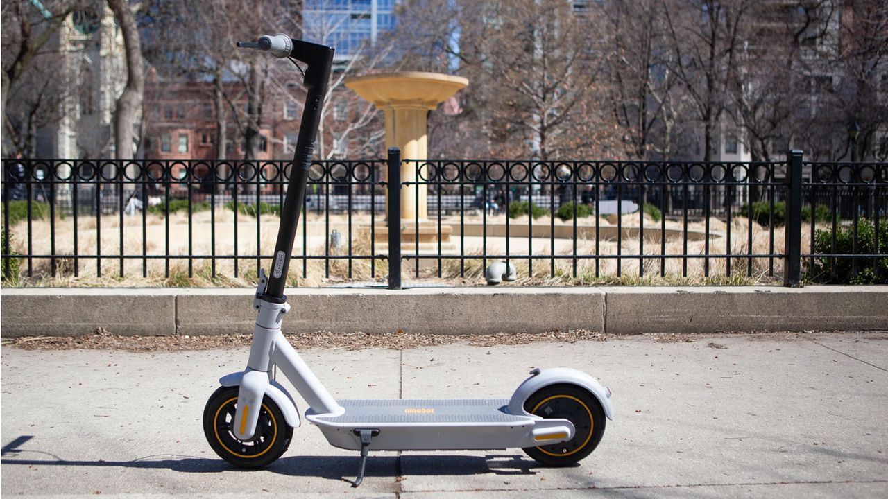 Segway Ninebot MAX G30LP e-scooter review: the fast and the luxurious | T3