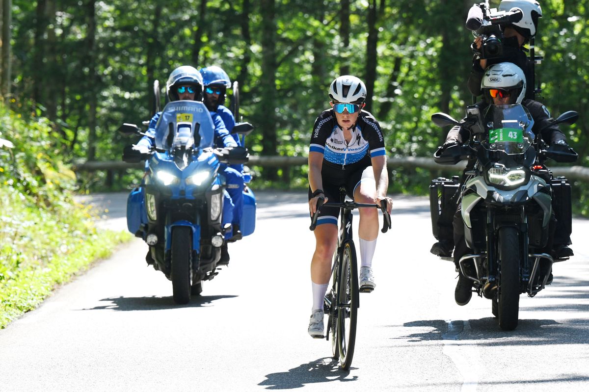 Tour de France Femmes stage 7: Maëva Squiban repeats solo victory with ...