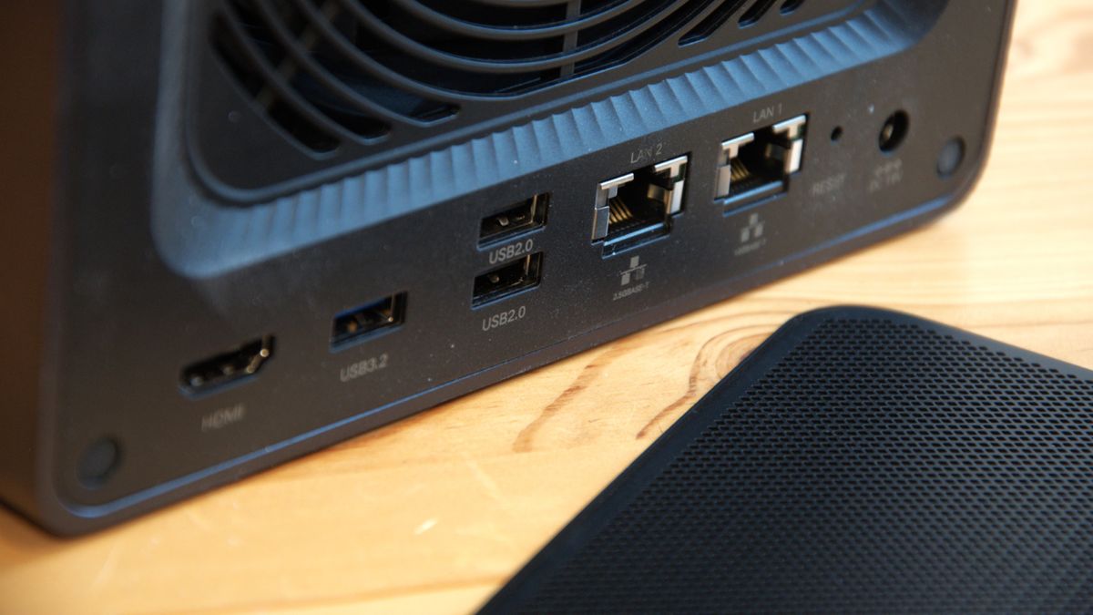 Hands on: Ugreen DXP4800 Plus | TechRadar