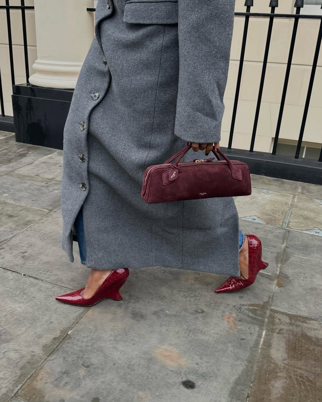 Alaïa's Le Teckel Bag: The East-West Bag Fashion People Can't Get ...