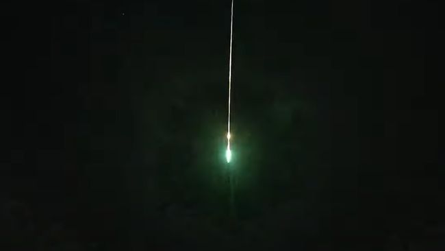 See a vivid green fireball light up the northeastern US (video) | Space