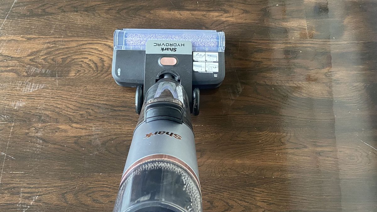 Shark HydroVac Cordless WD201 / WD210 review: a very effective vacuum ...
