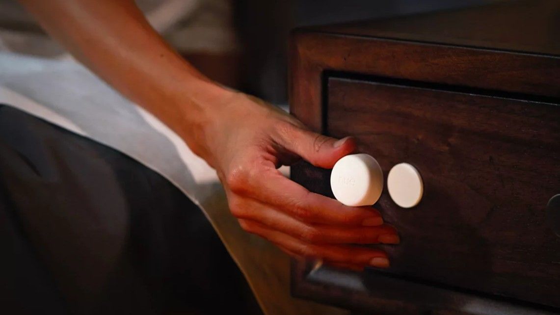 Got Philips Hue lights? This new customizable button could make them ...