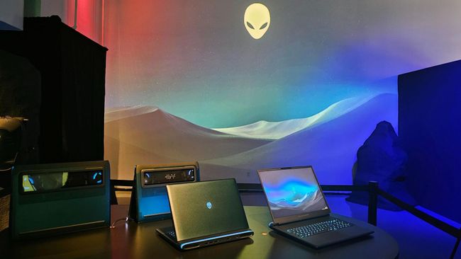 New Alienware Area-51 laptops have a Gorilla Glass window, color ...