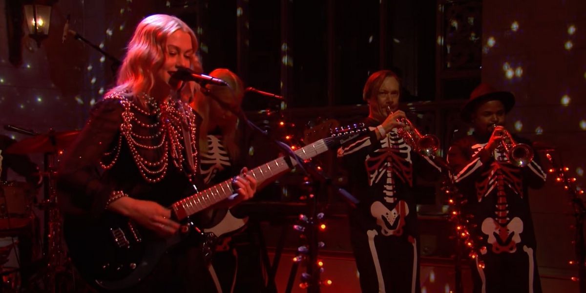 Musical Guest Phoebe Bridgers Claps Back After SNL Guitar Smash Backlash | Cinemablend