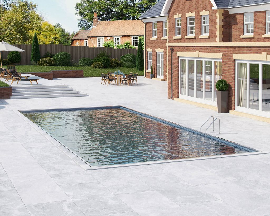 The black bottom pool is the divisive new backyard trend | Gardeningetc