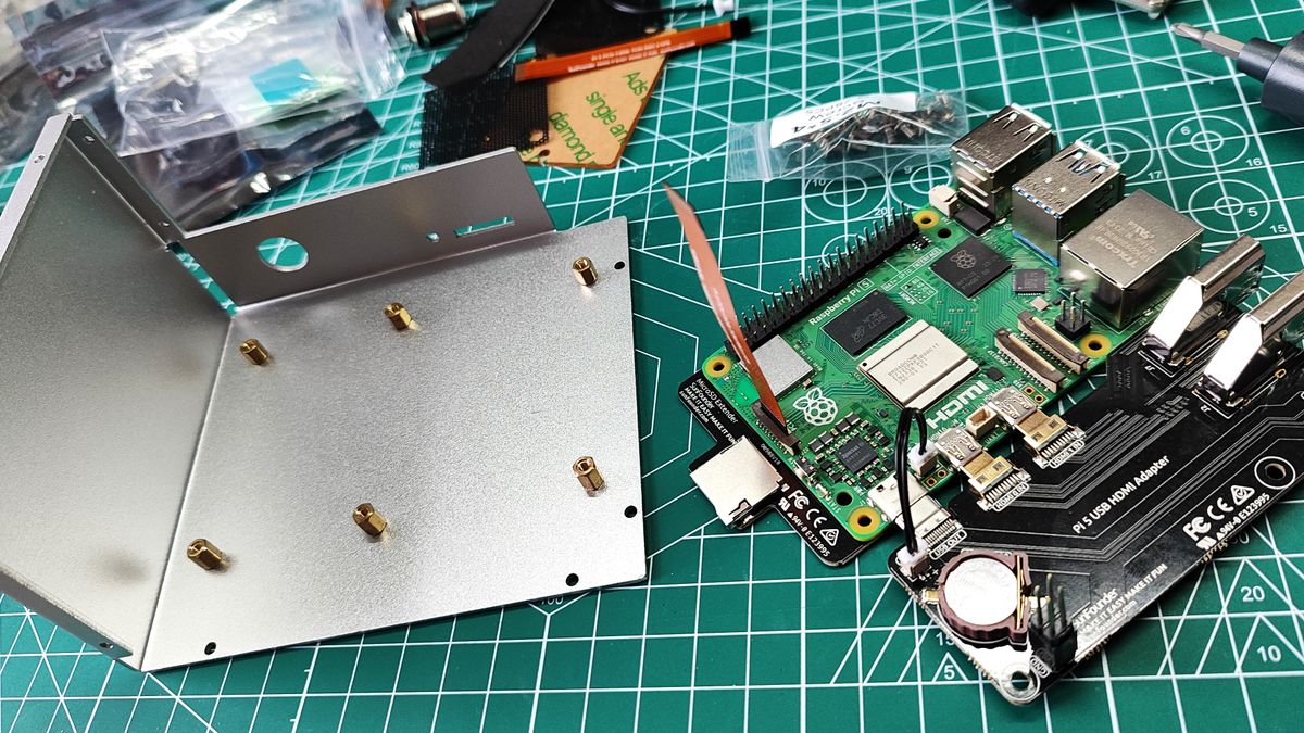 Sunfounder Pironman 5 Review: Some Avenging Assembly required | Tom's ...