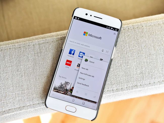Microsoft Edge gains Collections on mobile and slew of other features ...